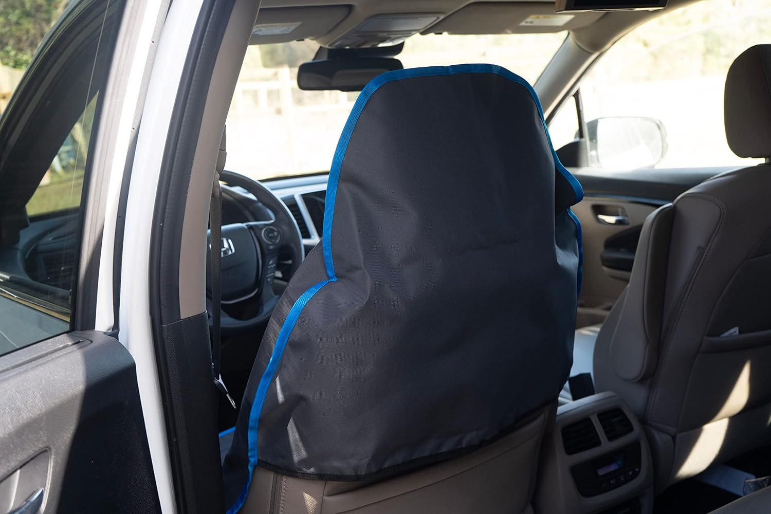 BluBird Reusable Protective Car Seat Cover Universal Fit Non Slip Design Waterproof Ideal for Post Gym Car Service Pets Black BBSC01